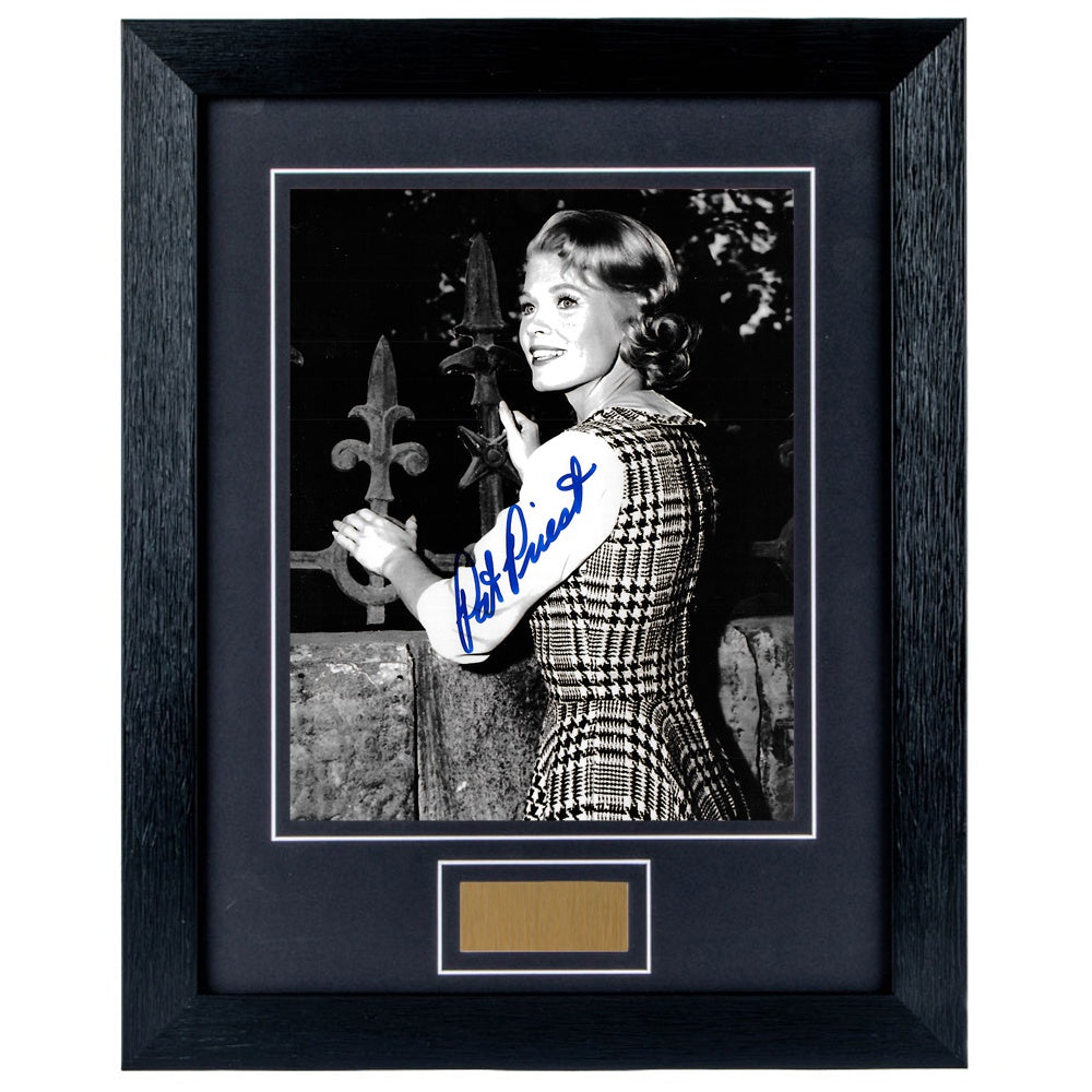 Pat Priest Personally Signed The Munsters V3 8 x 10 Photograph Framed ...